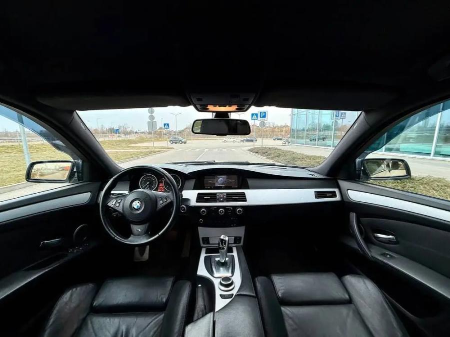 Белый БМВ 530 2008 в Резекне, объемом двигателя 3.00 л и пробегом 368 тыс. км за 8490 €, фото 12 на AUTOMOTO.COM.LV
