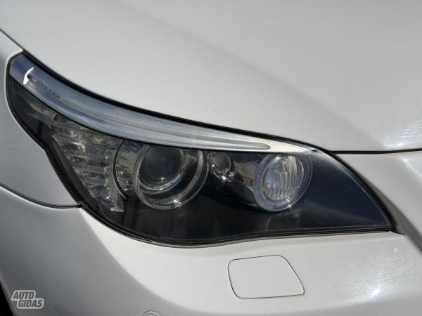 White BMW 530 2009 in Vilnius, with an engine capacity of 3.00 L and mileage of 350 thousand km for 6850 €, photo 4 on AUTOMOTO.COM.LV