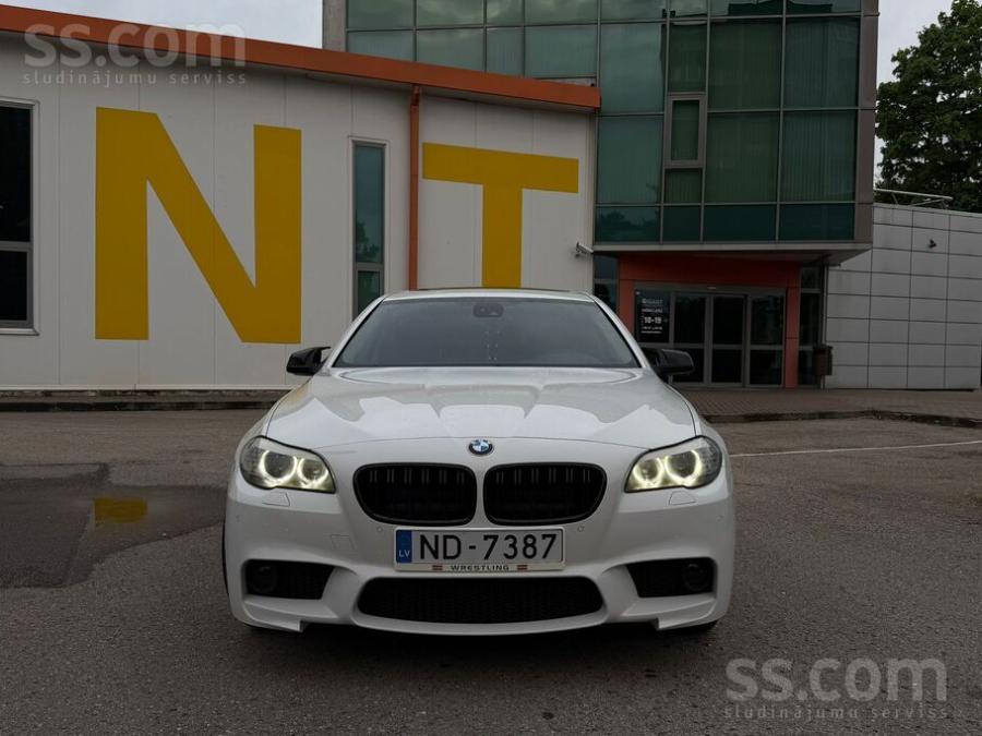 White BMW 530 2010 in Daugavpils, with an engine capacity of 3.00 L and mileage of 310 thousand km for 12700 €, photo 1 on AUTOMOTO.COM.LV