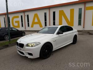 White BMW 530 2010 in Daugavpils, with an engine capacity of 3.00 L and mileage of 310 thousand km for 12700 €, photo 3 on AUTOMOTO.COM.LV
