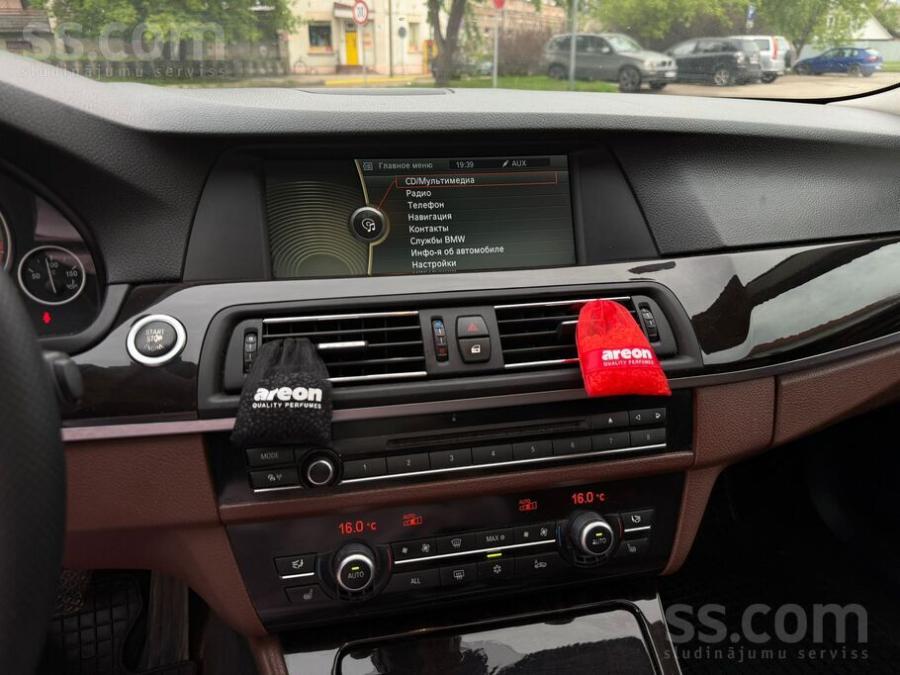 White BMW 530 2010 in Daugavpils, with an engine capacity of 3.00 L and mileage of 310 thousand km for 12700 €, photo 18 on AUTOMOTO.COM.LV