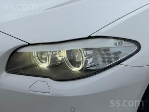 White BMW 530 2010 in Daugavpils, with an engine capacity of 3.00 L and mileage of 310 thousand km for 12700 €, photo 22 on AUTOMOTO.COM.LV