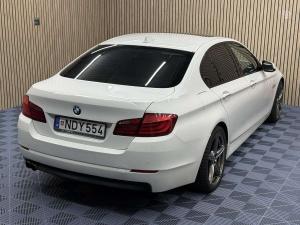 White BMW 530 2010 in Marijampole, with an engine capacity of 2.99 L and mileage of 436 thousand km for 10500 €, photo 13 on AUTOMOTO.COM.LV
