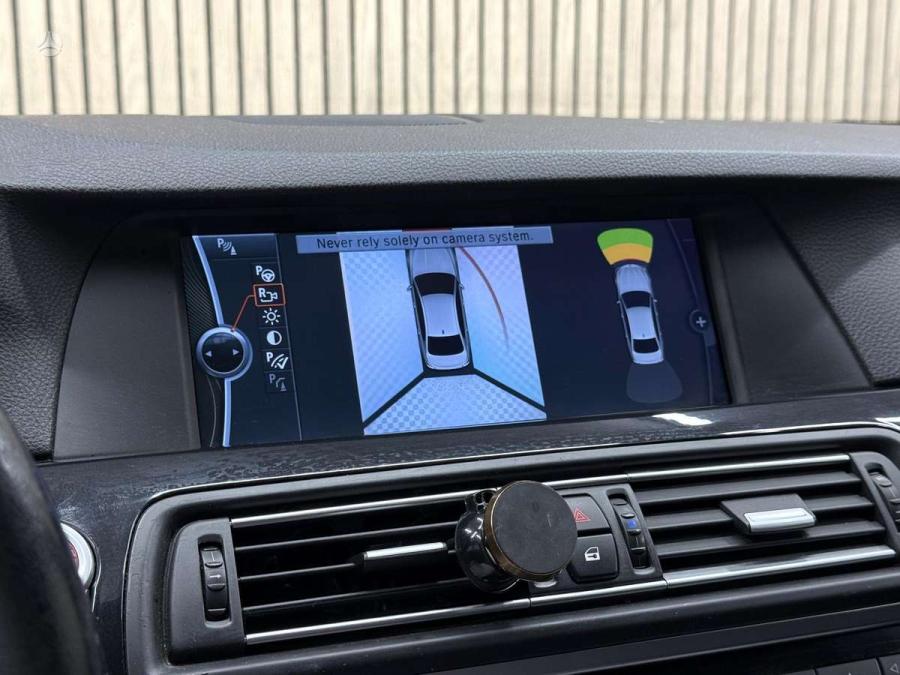 White BMW 530 2010 in Marijampole, with an engine capacity of 2.99 L and mileage of 436 thousand km for 10500 €, photo 30 on AUTOMOTO.COM.LV