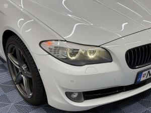 White BMW 530 2010 in Marijampole, with an engine capacity of 2.99 L and mileage of 436 thousand km for 10500 €, photo 36 on AUTOMOTO.COM.LV