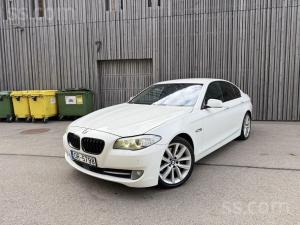 White BMW 530 2011 in Riga, with an engine capacity of 3.00 L and mileage of 480 thousand km for 7490 €, photo  on AUTOMOTO.COM.LV