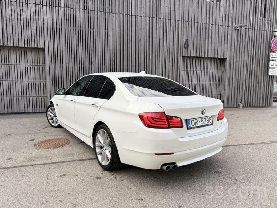 Белый БМВ 530 2011 в Рига, объемом двигателя 3.00 л и пробегом 480 тыс. км за 7490 €, фото 9 на AUTOMOTO.COM.LV