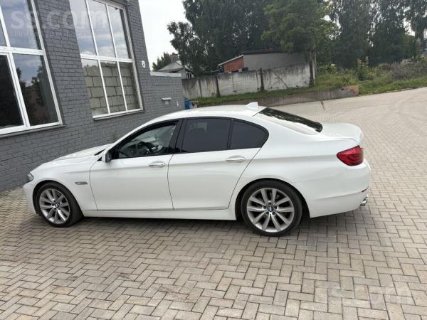 White BMW 530 2012 in Riga, with an engine capacity of 3.00 L and mileage of 479 thousand km for 6000 €, photo 2 on AUTOMOTO.COM.LV