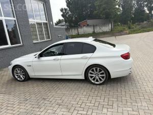 White BMW 530 2012 in Riga, with an engine capacity of 3.00 L and mileage of 479 thousand km for 6000 €, photo 3 on AUTOMOTO.COM.LV