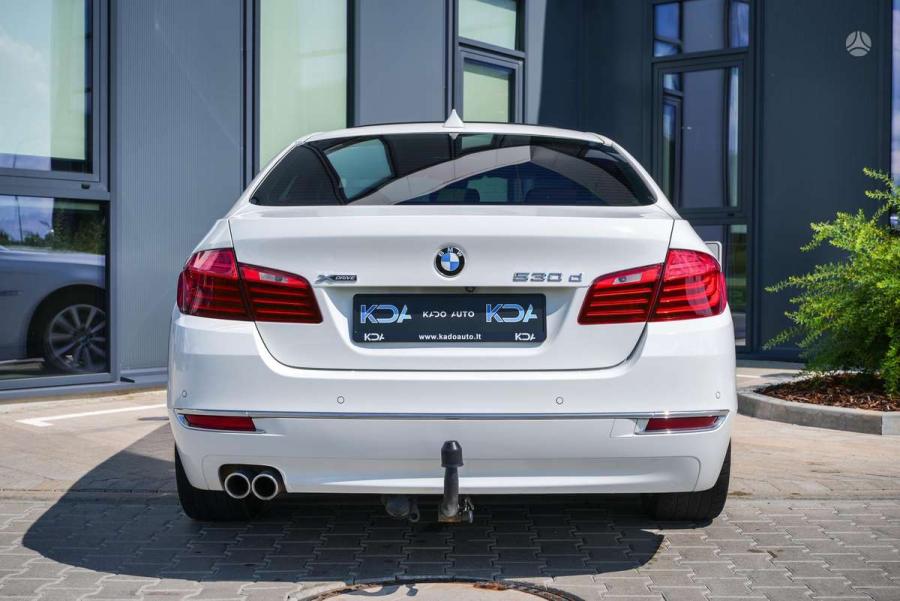White BMW 530 2013 in Kaunas, with an engine capacity of 2.99 L and mileage of 271 thousand km for 13450 €, photo 11 on AUTOMOTO.COM.LV