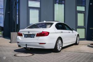 White BMW 530 2013 in Kaunas, with an engine capacity of 2.99 L and mileage of 271 thousand km for 13450 €, photo 13 on AUTOMOTO.COM.LV