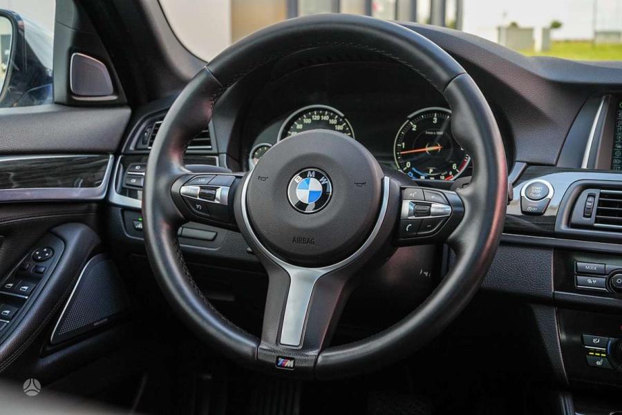 White BMW 530 2013 in Kaunas, with an engine capacity of 2.99 L and mileage of 271 thousand km for 13450 €, photo 19 on AUTOMOTO.COM.LV
