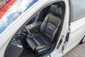 White BMW 530 2013 in Kaunas, with an engine capacity of 2.99 L and mileage of 271 thousand km for 13450 €, photo 31 on AUTOMOTO.COM.LV