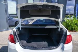 Balts BMW 530 2013 Kauņa, ar dzinēja tilpumu 3.00 L un nobraukumu 271 tūkst. km par 13450 €, foto 15 vietnē AUTOMOTO.COM.LV