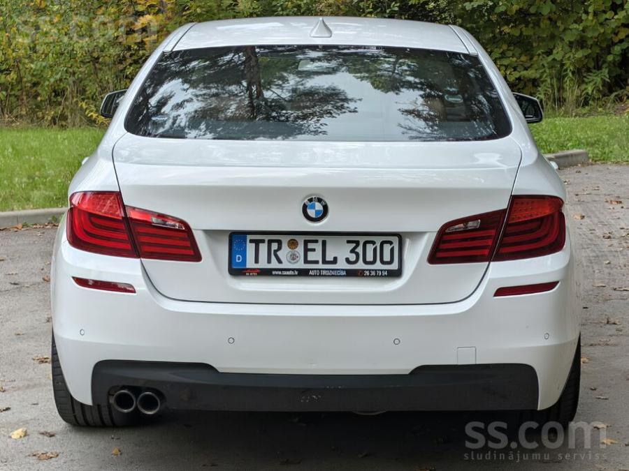 White BMW 530 2013 in Ogre, with an engine capacity of 3.00 L and mileage of 0 thousand km for 10200 €, photo 8 on AUTOMOTO.COM.LV