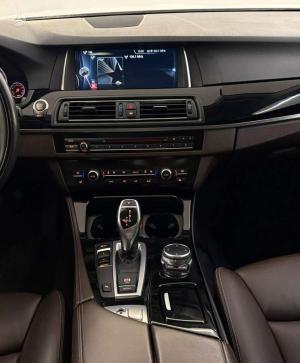 Balts BMW 530 2014 Marijampole, ar dzinēja tilpumu 2.99 L un nobraukumu 284 tūkst. km par 13999 €, foto 7 vietnē AUTOMOTO.COM.LV