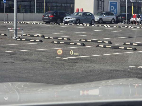 Белый БМВ 530 2014 в Вильнюс, объемом двигателя 2.99 л и пробегом 335 тыс. км за 9700 €, фото 10 на AUTOMOTO.COM.LV