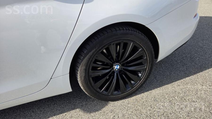 Balts BMW 530 2014 Rīga, ar dzinēja tilpumu 3.00 L un nobraukumu 315 tūkst. km par 13000 €, foto 10 vietnē AUTOMOTO.COM.LV