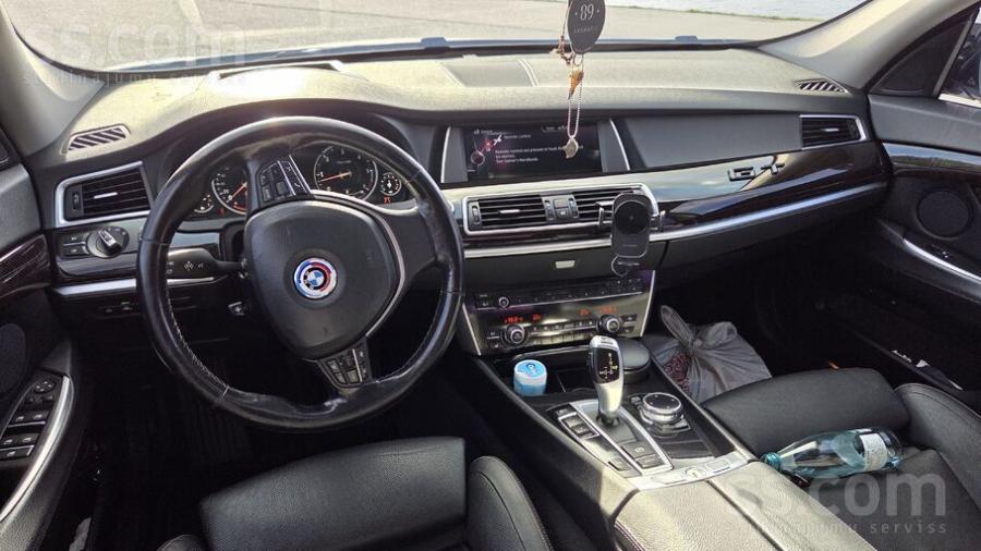 Balts BMW 530 2014 Rīga, ar dzinēja tilpumu 3.00 L un nobraukumu 315 tūkst. km par 13000 €, foto 14 vietnē AUTOMOTO.COM.LV