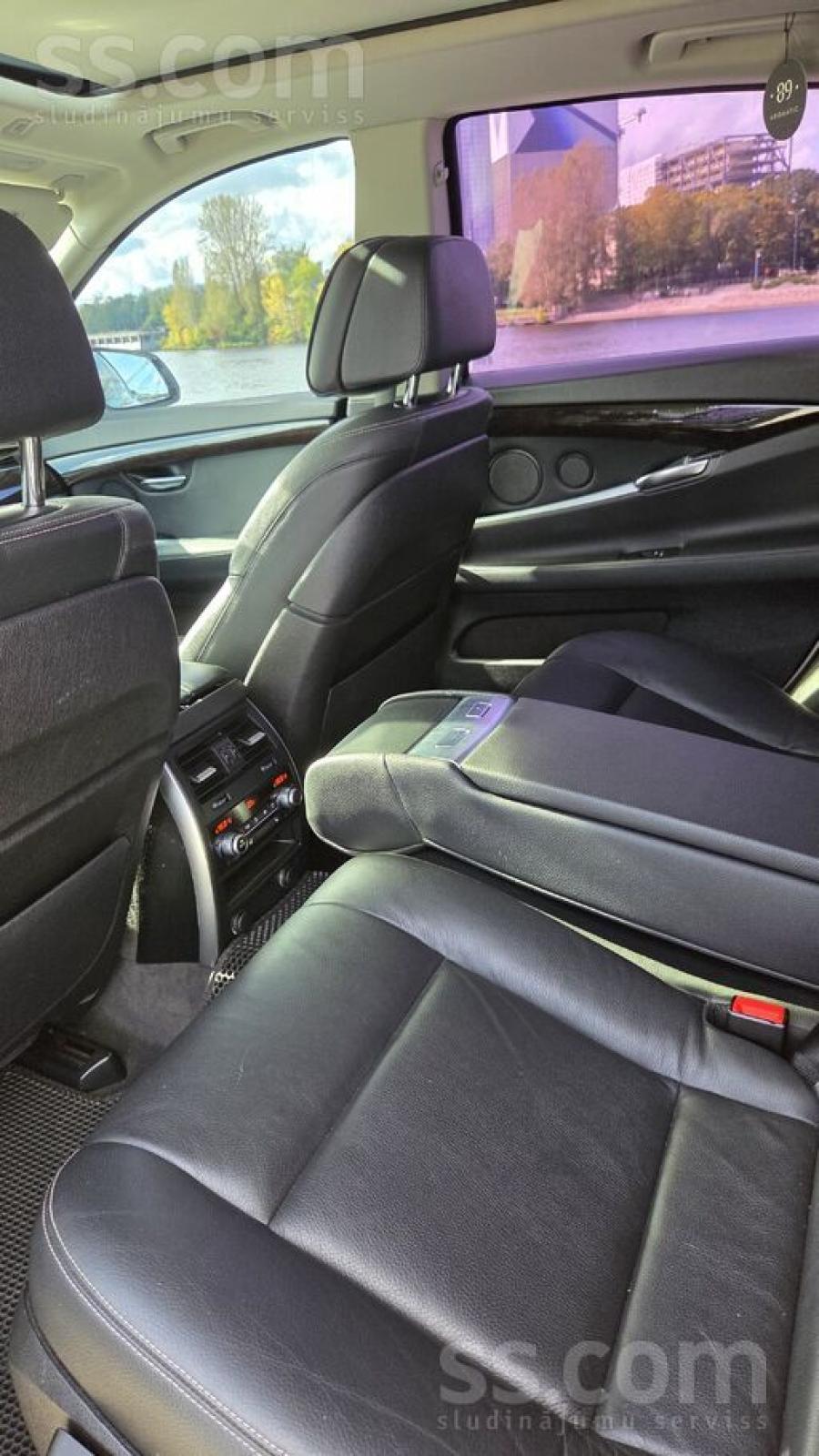 Balts BMW 530 2014 Rīga, ar dzinēja tilpumu 3.00 L un nobraukumu 315 tūkst. km par 13000 €, foto 17 vietnē AUTOMOTO.COM.LV