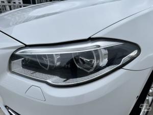 White BMW 530 2015 in Vilnius, with an engine capacity of 3.00 L and mileage of 300 thousand km for 14999 €, photo 9 on AUTOMOTO.COM.LV