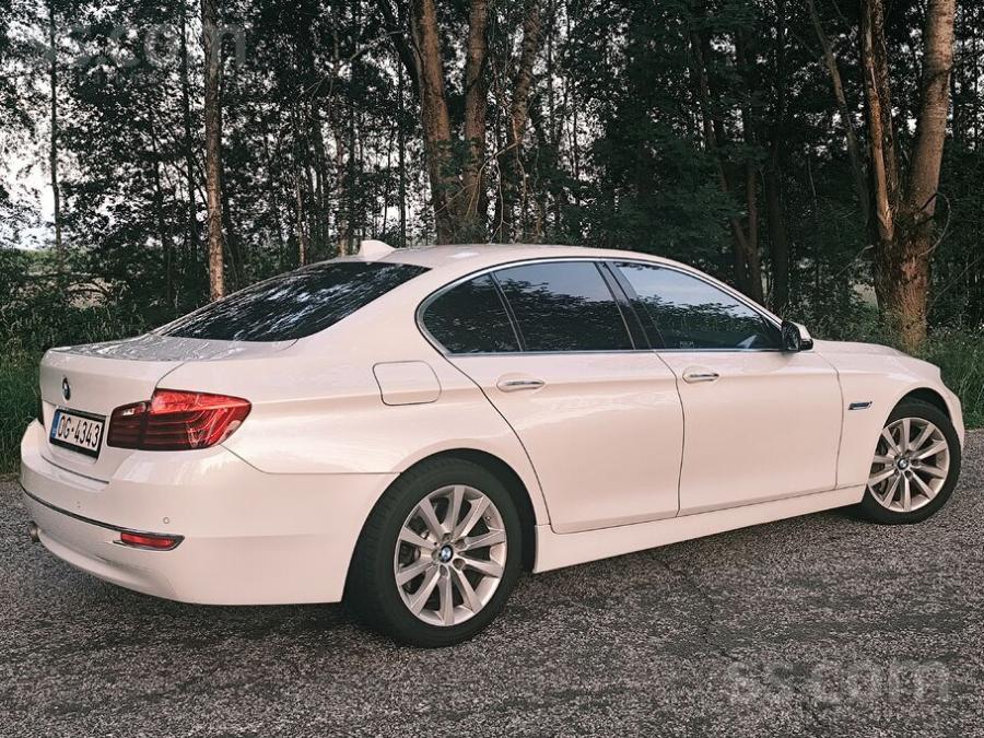 Balts BMW 530 2015 Rīga, ar dzinēja tilpumu 3.00 L un nobraukumu 287 tūkst. km par 14500 €, foto 3 vietnē AUTOMOTO.COM.LV