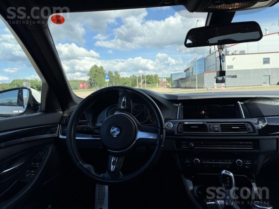 Balts BMW 530 2016 Rīga, ar dzinēja tilpumu 3.00 L un nobraukumu 175 tūkst. km par 16500 €, foto 12 vietnē AUTOMOTO.COM.LV
