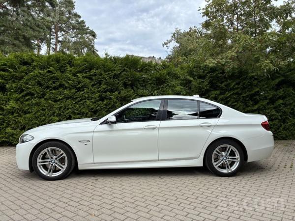White BMW 530 2016 in Jurmala, with an engine capacity of 3.00 L and mileage of 101 thousand km for 16200 €, photo 3 on AUTOMOTO.COM.LV