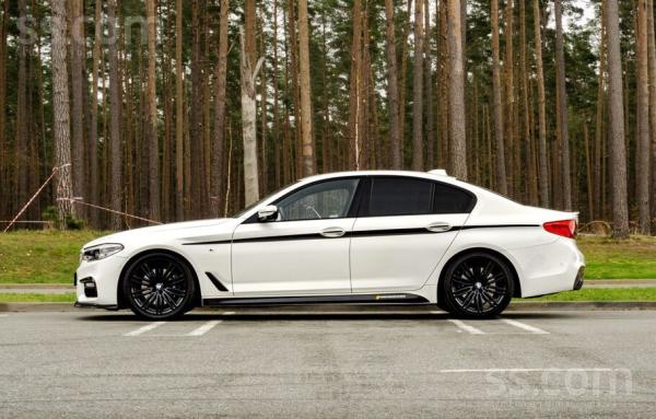 White BMW 530 2017 in Riga, with an engine capacity of 2.00 L and mileage of 120 thousand km for 25190 €, photo 5 on AUTOMOTO.COM.LV