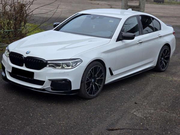 White BMW 530 2017 in Radviliskis, with an engine capacity of 2.99 L and mileage of 303 thousand km for 24800 €, photo 5 on AUTOMOTO.COM.LV