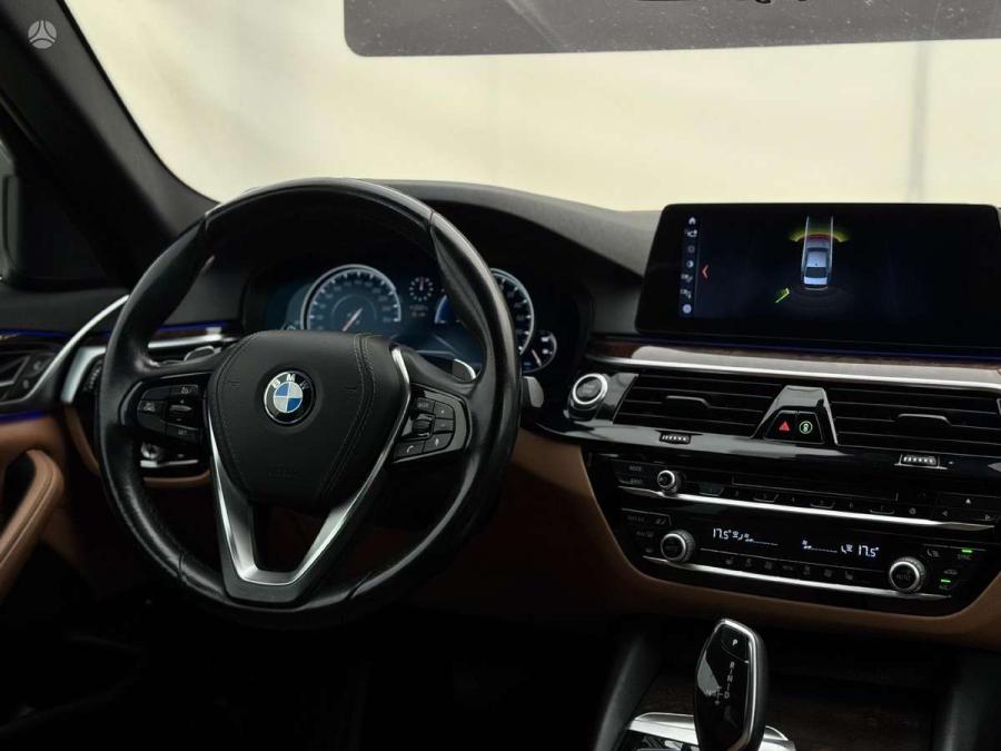 Balts BMW 530 2017 Viļņa, ar dzinēja tilpumu 2.00 L un nobraukumu 96 tūkst. km par 22890 €, foto 17 vietnē AUTOMOTO.COM.LV