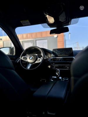 Balts BMW 530 2017 Kauņa, ar dzinēja tilpumu 2.99 L un nobraukumu 309 tūkst. km par 20300 €, foto 19 vietnē AUTOMOTO.COM.LV