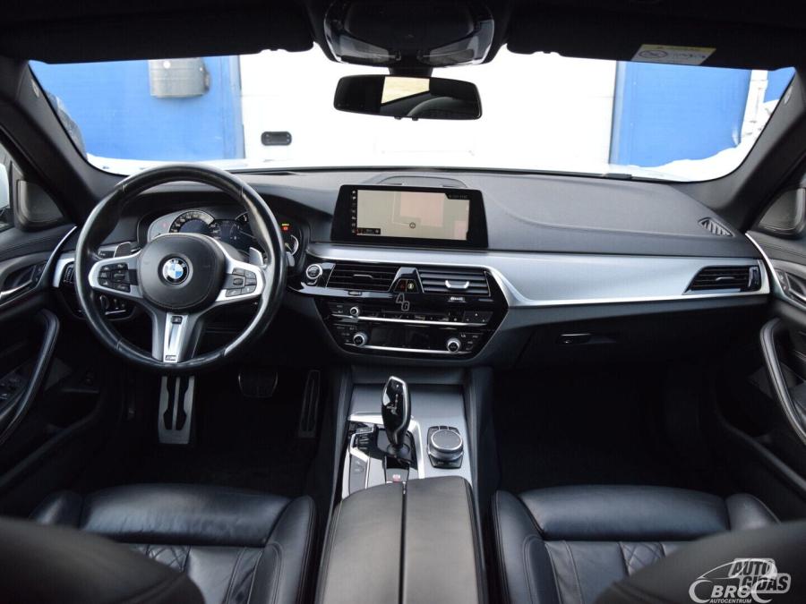 White BMW 530 2017 in Riga, with an engine capacity of 2.00 L and mileage of 133 thousand km for 25900 €, photo 17 on AUTOMOTO.COM.LV