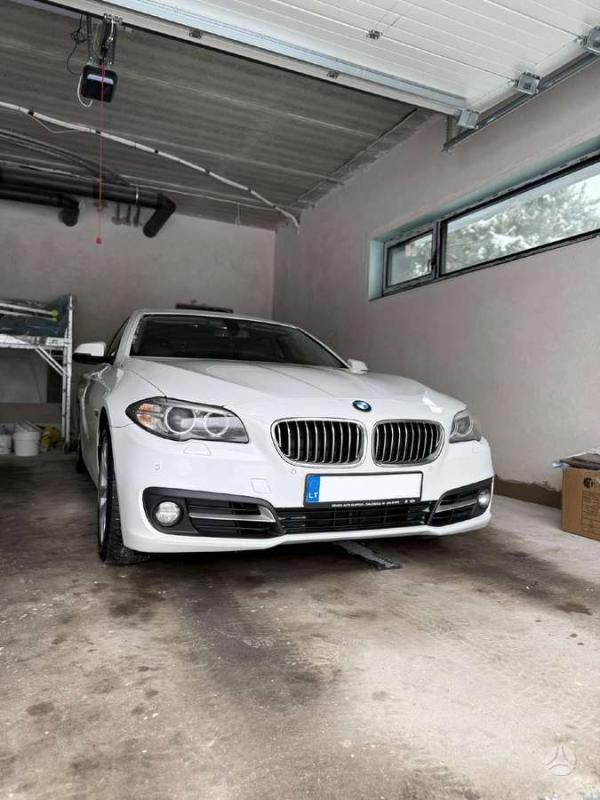 Balts BMW 530 2017 Kauņa, ar dzinēja tilpumu 2.99 L un nobraukumu 189 tūkst. km par 14000 €, foto 4 vietnē AUTOMOTO.COM.LV