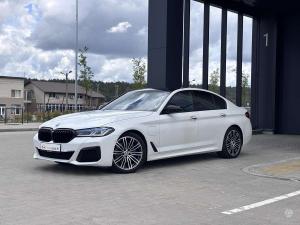 White BMW 530 2017 in Vilnius, with an engine capacity of 2.00 L and mileage of 215 thousand km for 20500 €, photo  on AUTOMOTO.COM.LV