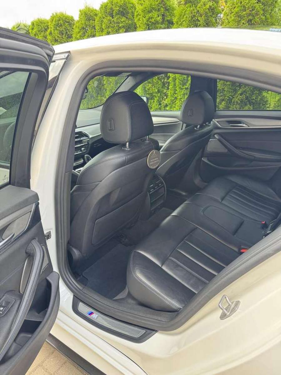 Balts BMW 530 2017 Kauņa, ar dzinēja tilpumu 2.99 L un nobraukumu 218 tūkst. km par 23800 €, foto 12 vietnē AUTOMOTO.COM.LV