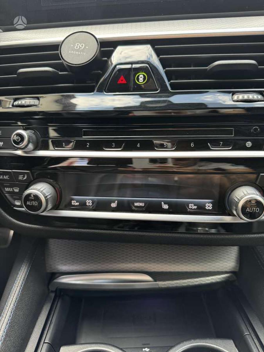 Balts BMW 530 2017 Kauņa, ar dzinēja tilpumu 2.99 L un nobraukumu 218 tūkst. km par 23800 €, foto 15 vietnē AUTOMOTO.COM.LV