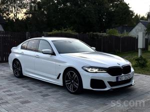 White BMW 530 2017 in Jelgava, with an engine capacity of 3.00 L and mileage of 289 thousand km for 26000 €, photo 4 on AUTOMOTO.COM.LV