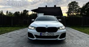 White BMW 530 2017 in Jelgava, with an engine capacity of 3.00 L and mileage of 289 thousand km for 26000 €, photo 5 on AUTOMOTO.COM.LV