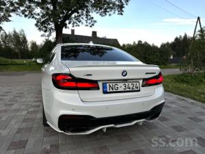 White BMW 530 2017 in Jelgava, with an engine capacity of 3.00 L and mileage of 289 thousand km for 26000 €, photo 6 on AUTOMOTO.COM.LV