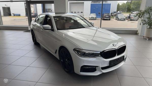Balts BMW 530 2017 Marijampole, ar dzinēja tilpumu 2.00 L un nobraukumu 233 tūkst. km par 20999 €, foto 8 vietnē AUTOMOTO.COM.LV