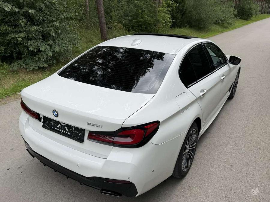 White BMW 530 2017 in Klaipeda, with an engine capacity of 2.00 L and mileage of 191 thousand km for 18400 €, photo 12 on AUTOMOTO.COM.LV