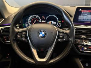White BMW 530 2017 in Kaunas, with an engine capacity of 2.00 L and mileage of 224 thousand km for 18490 €, photo 15 on AUTOMOTO.COM.LV