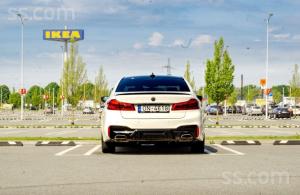 White BMW 530 2017 in Riga, with an engine capacity of 2.00 L and mileage of 213 thousand km for 19990 €, photo 7 on AUTOMOTO.COM.LV