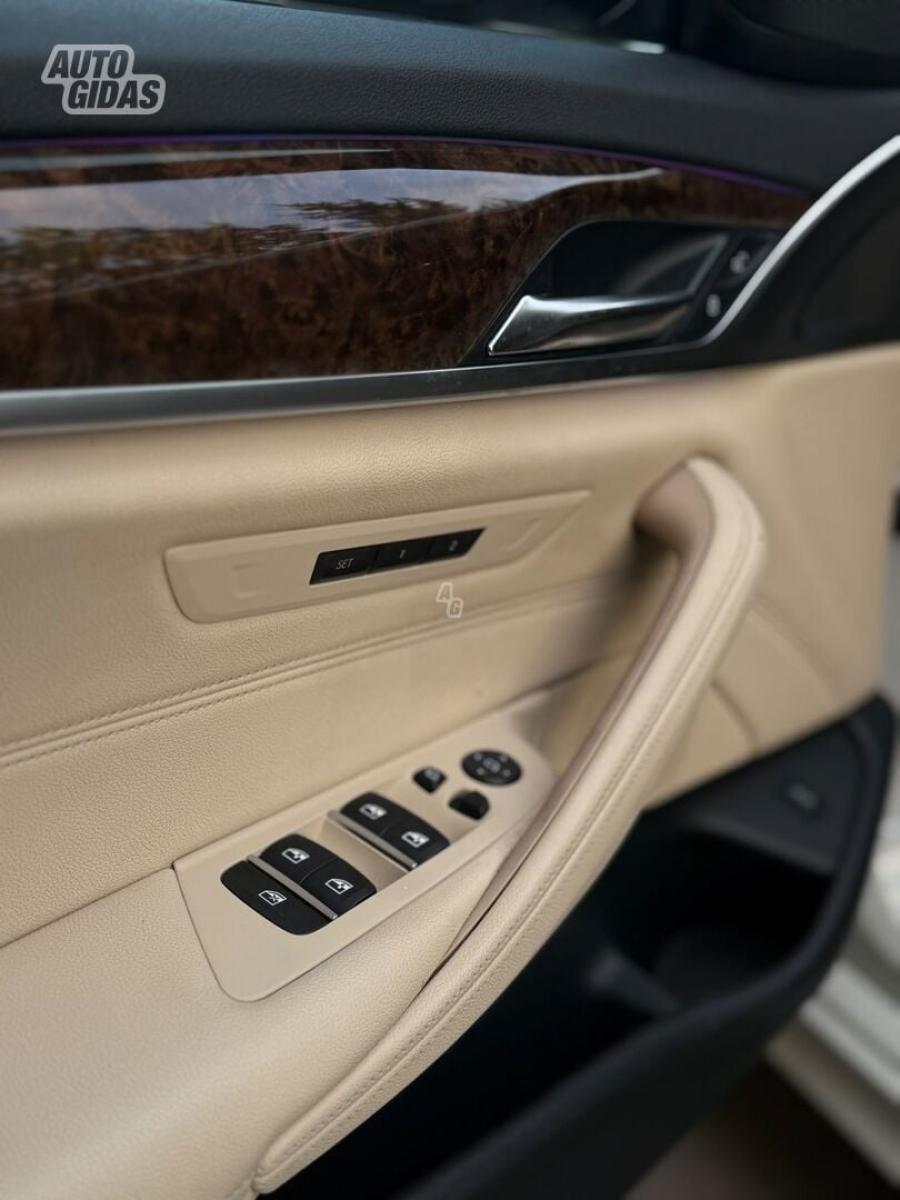 White BMW 530 2017 in Klaipeda, with an engine capacity of 2.00 L and mileage of 191 thousand km for 18200 €, photo 10 on AUTOMOTO.COM.LV