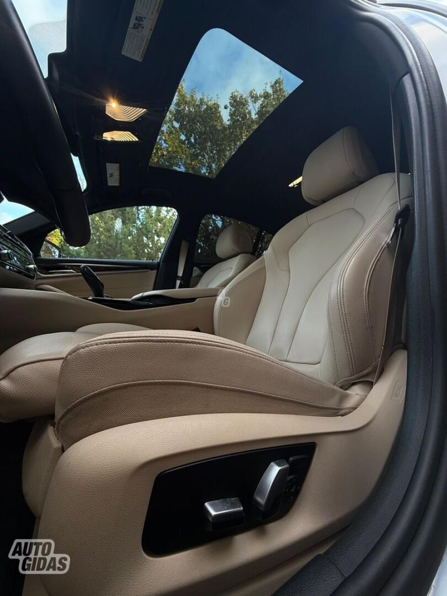 White BMW 530 2017 in Klaipeda, with an engine capacity of 2.00 L and mileage of 191 thousand km for 18200 €, photo 12 on AUTOMOTO.COM.LV