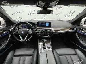 White BMW 530 2018 in Avizieniai, with an engine capacity of 2.00 L and mileage of 135 thousand km for 19900 €, photo 3 on AUTOMOTO.COM.LV