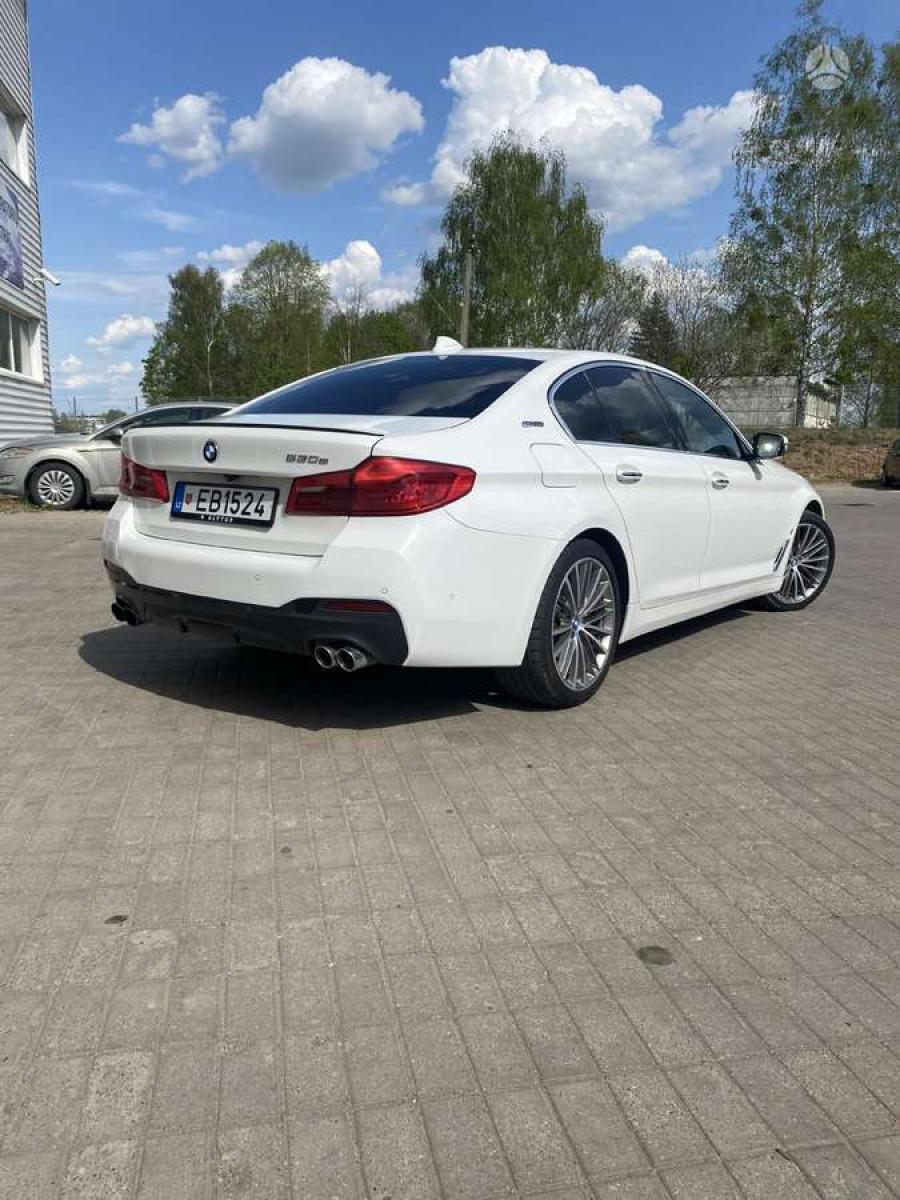 Balts BMW 530 2018 Alīta, ar dzinēja tilpumu 2.00 L un nobraukumu 211 tūkst. km par 18550 €, foto 5 vietnē AUTOMOTO.COM.LV