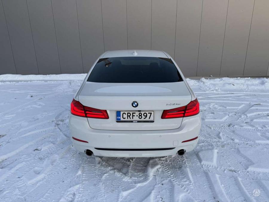 Balts BMW 530 2018 Kauņa, ar dzinēja tilpumu 2.00 L un nobraukumu 260 tūkst. km par 16200 €, foto 5 vietnē AUTOMOTO.COM.LV