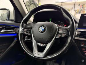 Balts BMW 530 2018 Kauņa, ar dzinēja tilpumu 2.00 L un nobraukumu 260 tūkst. km par 16200 €, foto 16 vietnē AUTOMOTO.COM.LV